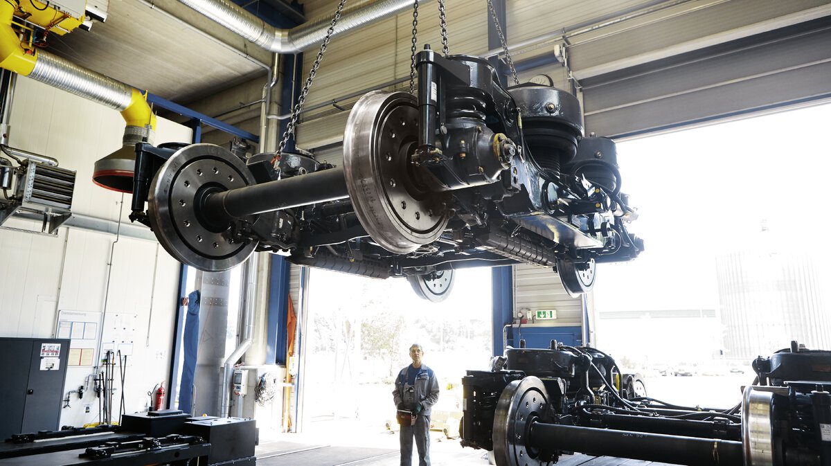 Bogie and wheelset maintenance | Voith
