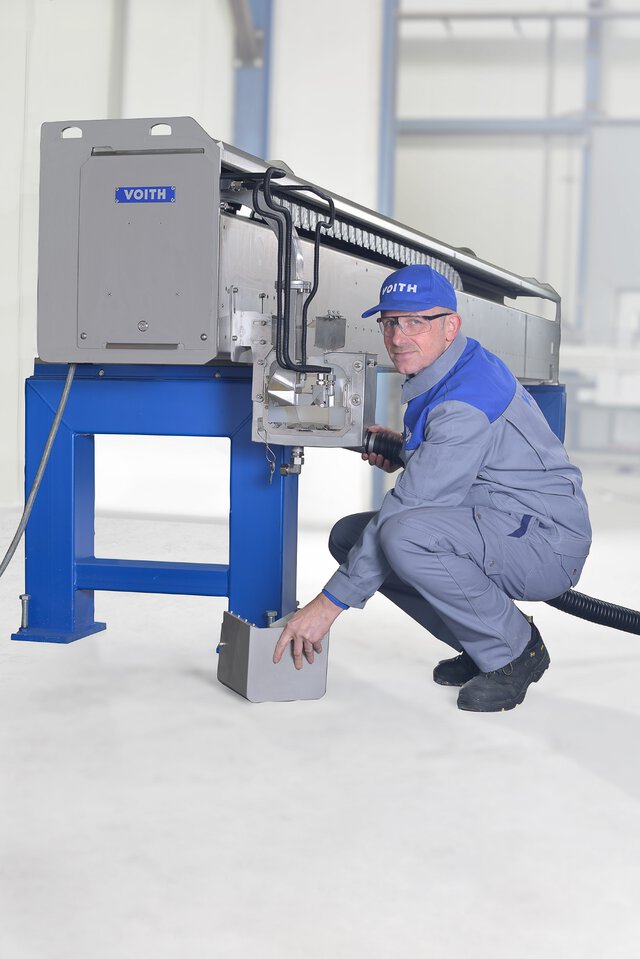 Effective cleaning of dryer fabrics | Voith