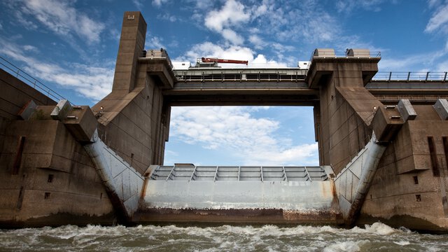Turning dams into power stations | Voith