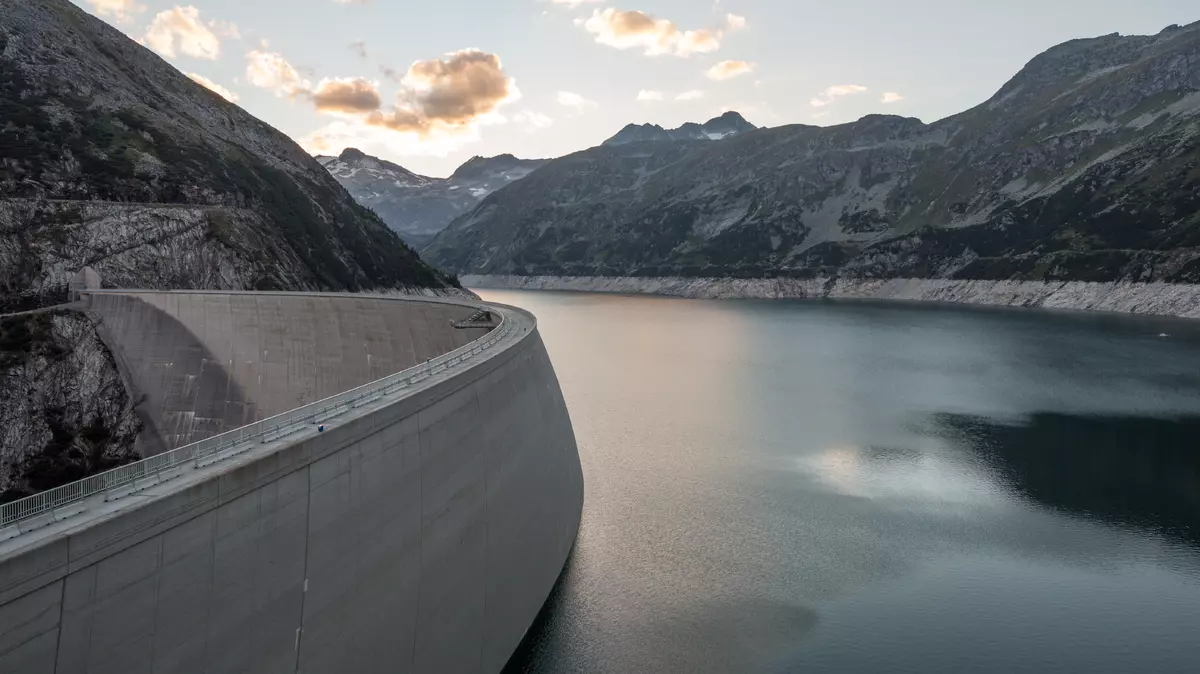Pumped storage plants – hydropower plant plus energy storage | Voith