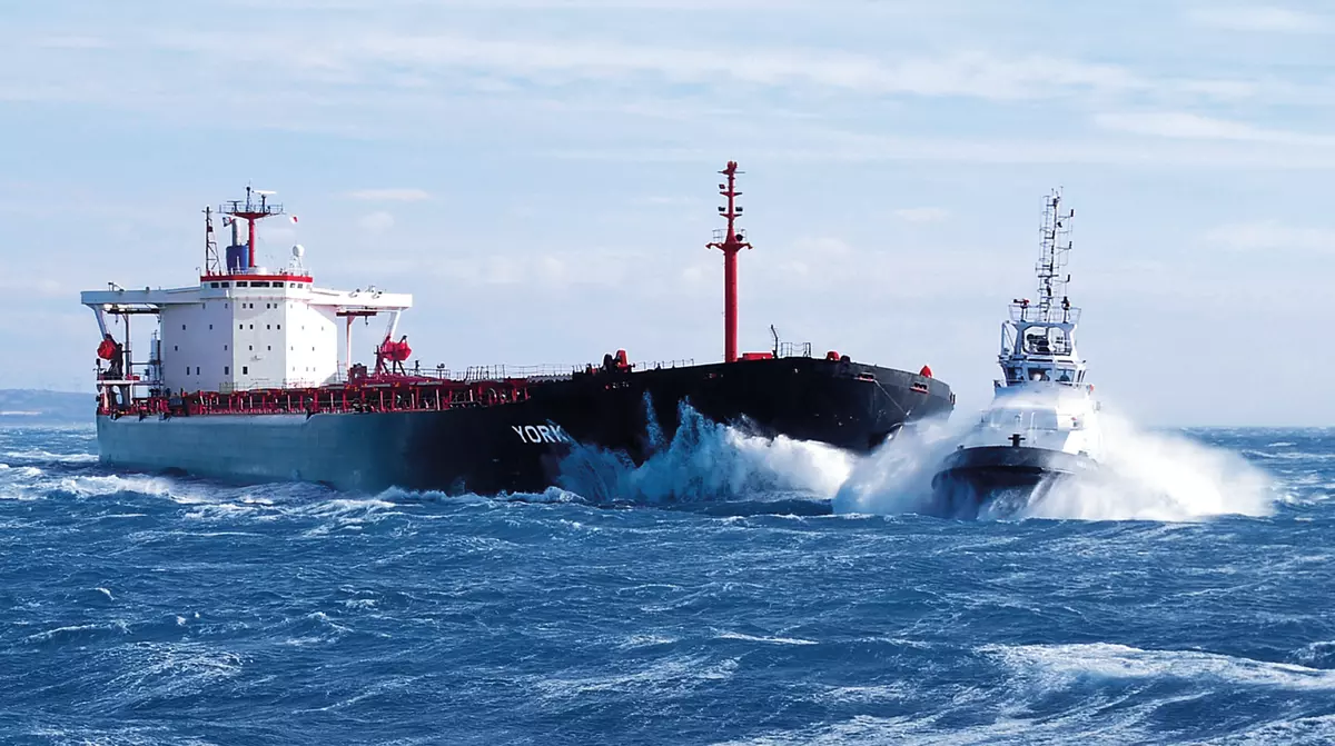 David with Goliath - Remote-controlled harbor tugs | Voith